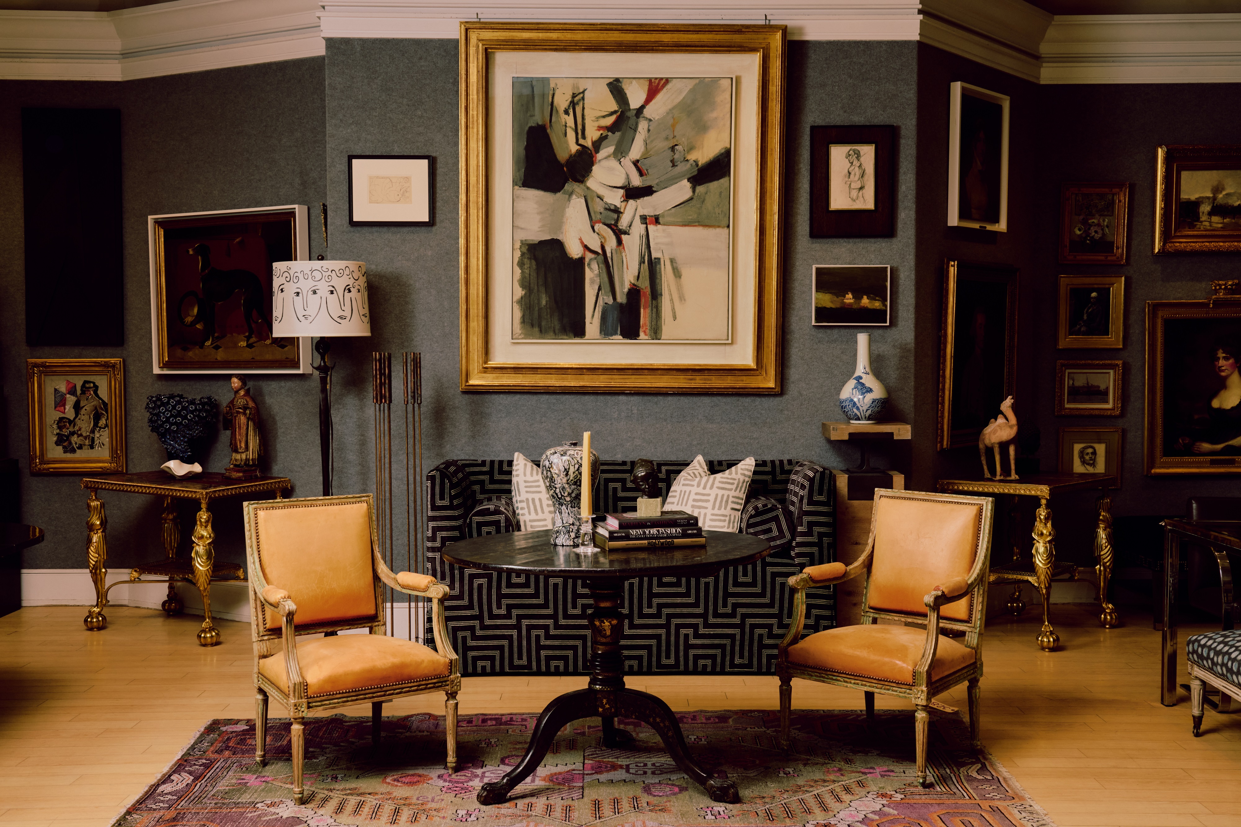 Doyle Auctions - Jewelry, Fine Art, Furniture - New York & Los Angeles